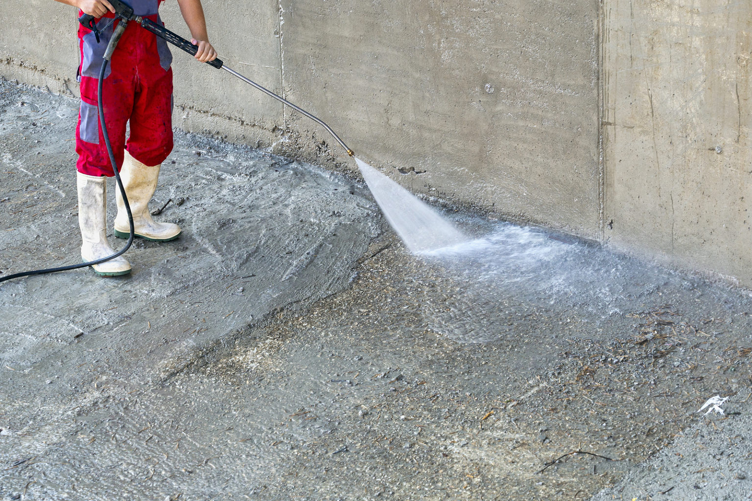 DIY Mold Removal Guide for Concrete Pavements | ACI ASPHALT & CONCRETE