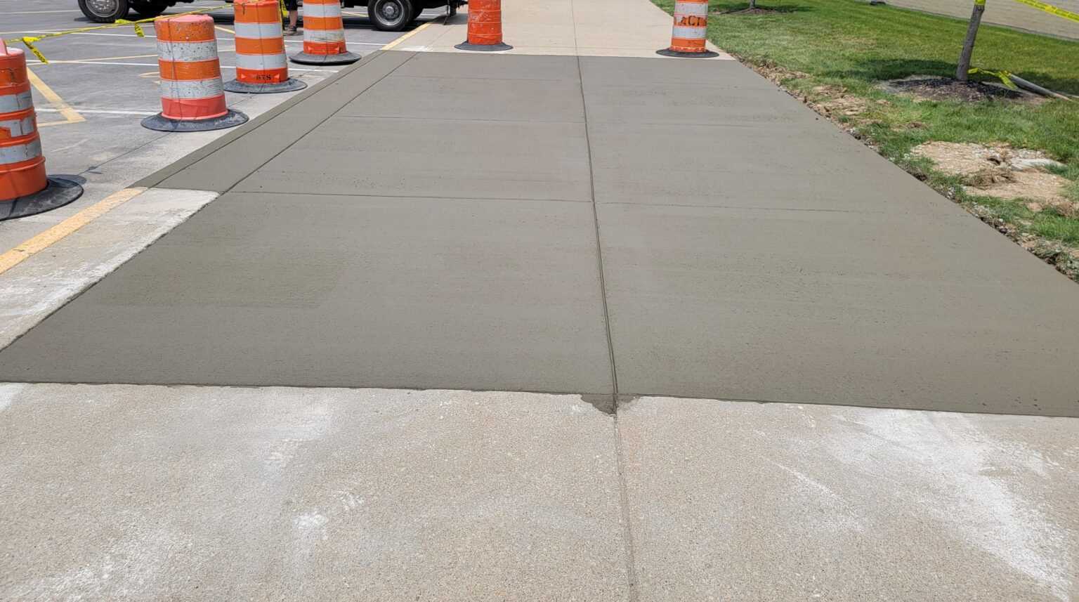 Mastering High-Quality Commercial Pavement Installation | ACI ASPHALT ...